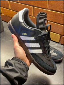 Adidas Samba OG vs Samba Classic [Battle of Best Retro]