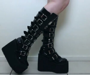 Are Demonias Comfortable? Know Before You Buy [2023]