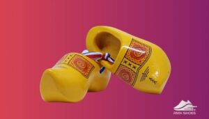 Crocs History [Legendary Heritage with Timeline & Factors]