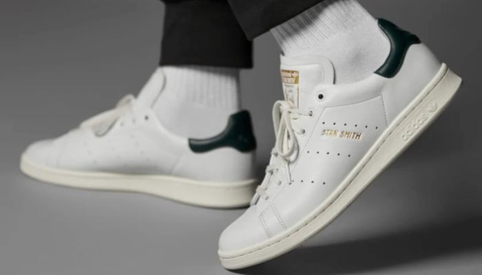 Adidas Stan Smiths Vs Superstars [Differentiating Features]
