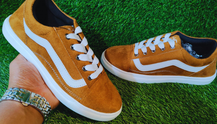 Do Vans Come in Wide? [Vans Sneakers for Wide Feet]